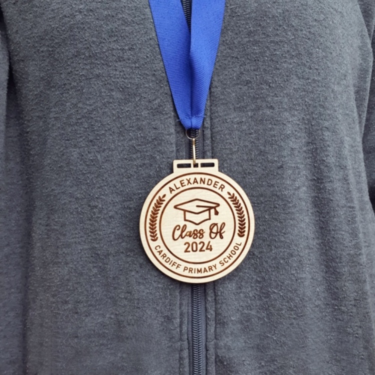 Personalised School Leavers Medal | Custom Graduation Gift for Kids 360 ...
