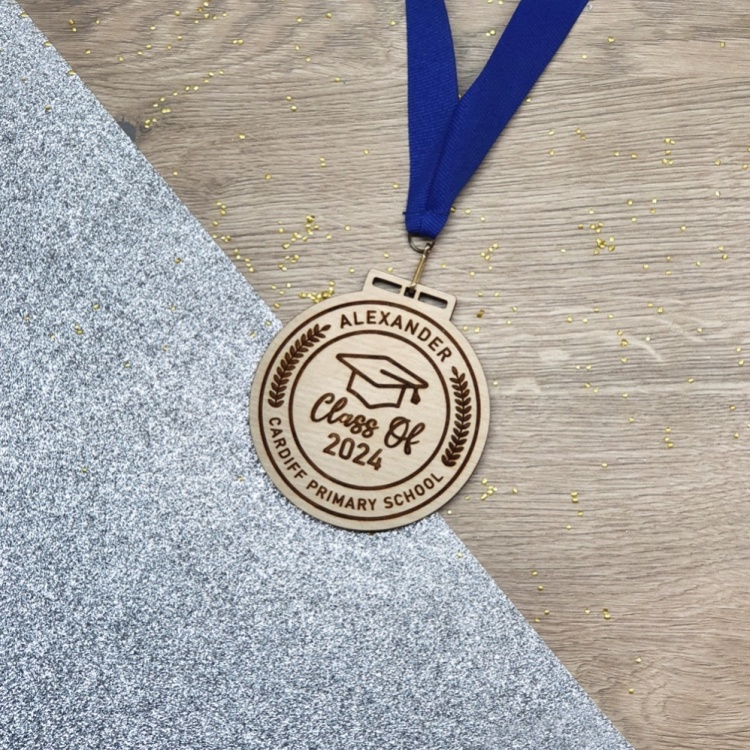 Personalised School Leavers Medal | Custom Graduation Gift for Kids 360 ...
