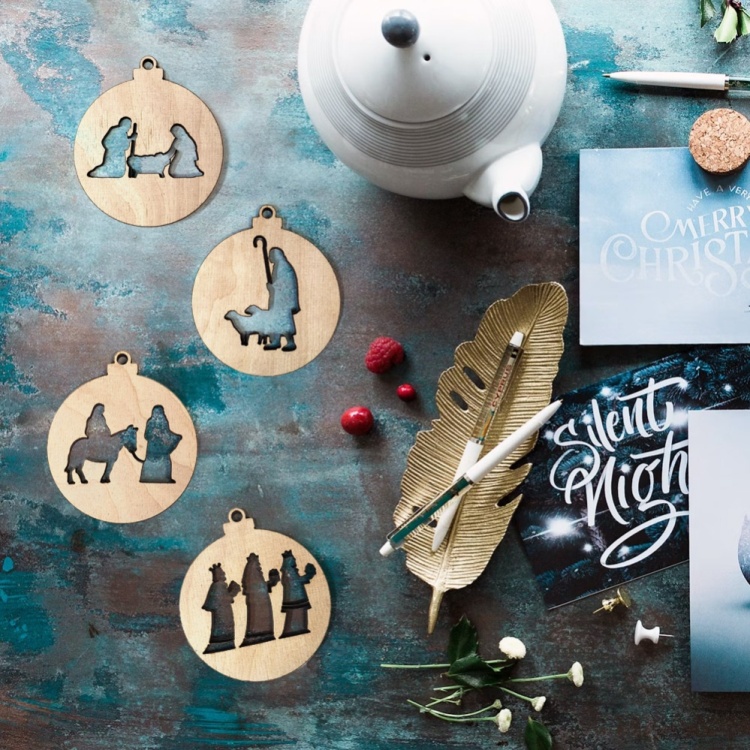 Nativity Baubles Set - 4 Wooden Christmas Ornaments 360 Lasers
