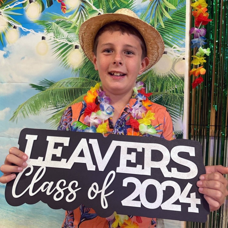 Leavers Class of 2024 Sign 360 Lasers